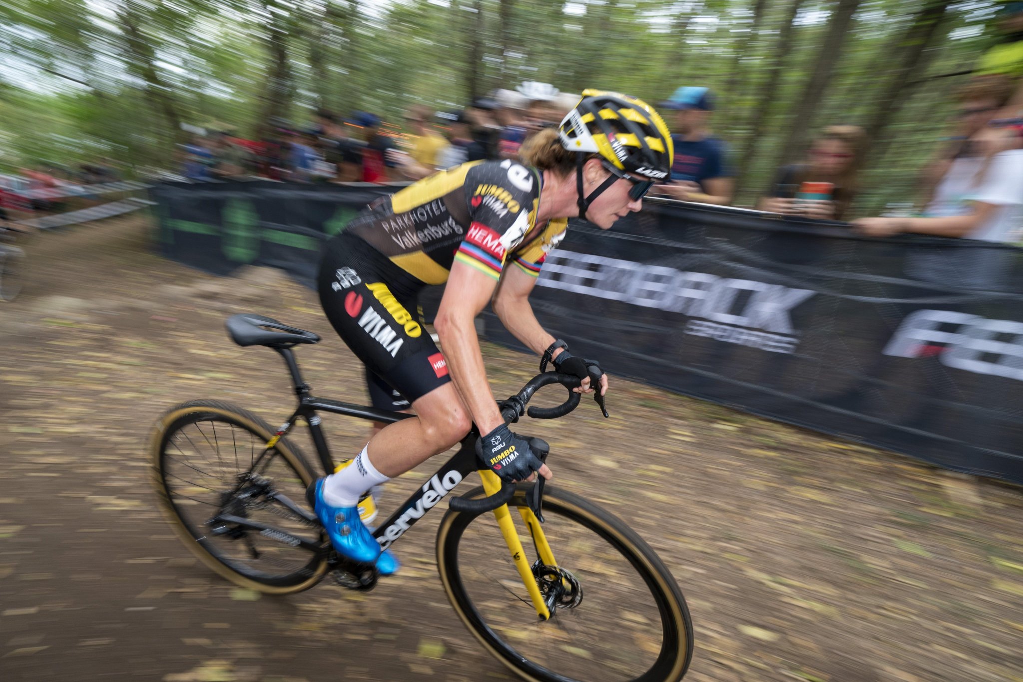 Dit is de nieuwe crossfiets van Marianne Vos en Wout van Aert | Wieler ...