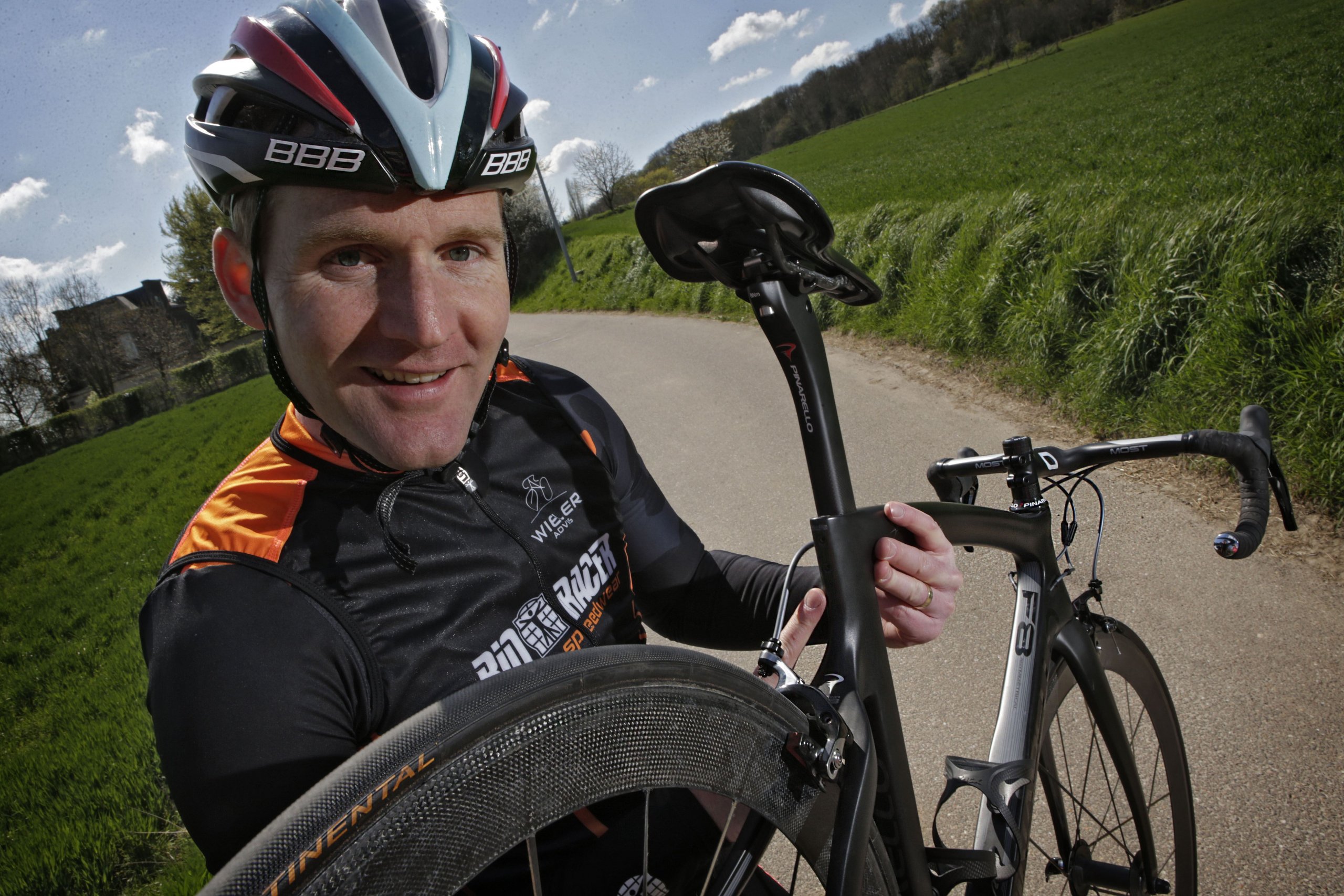 Column | Bobbie Traksel heeft een nieuwe renner in het peloton ...