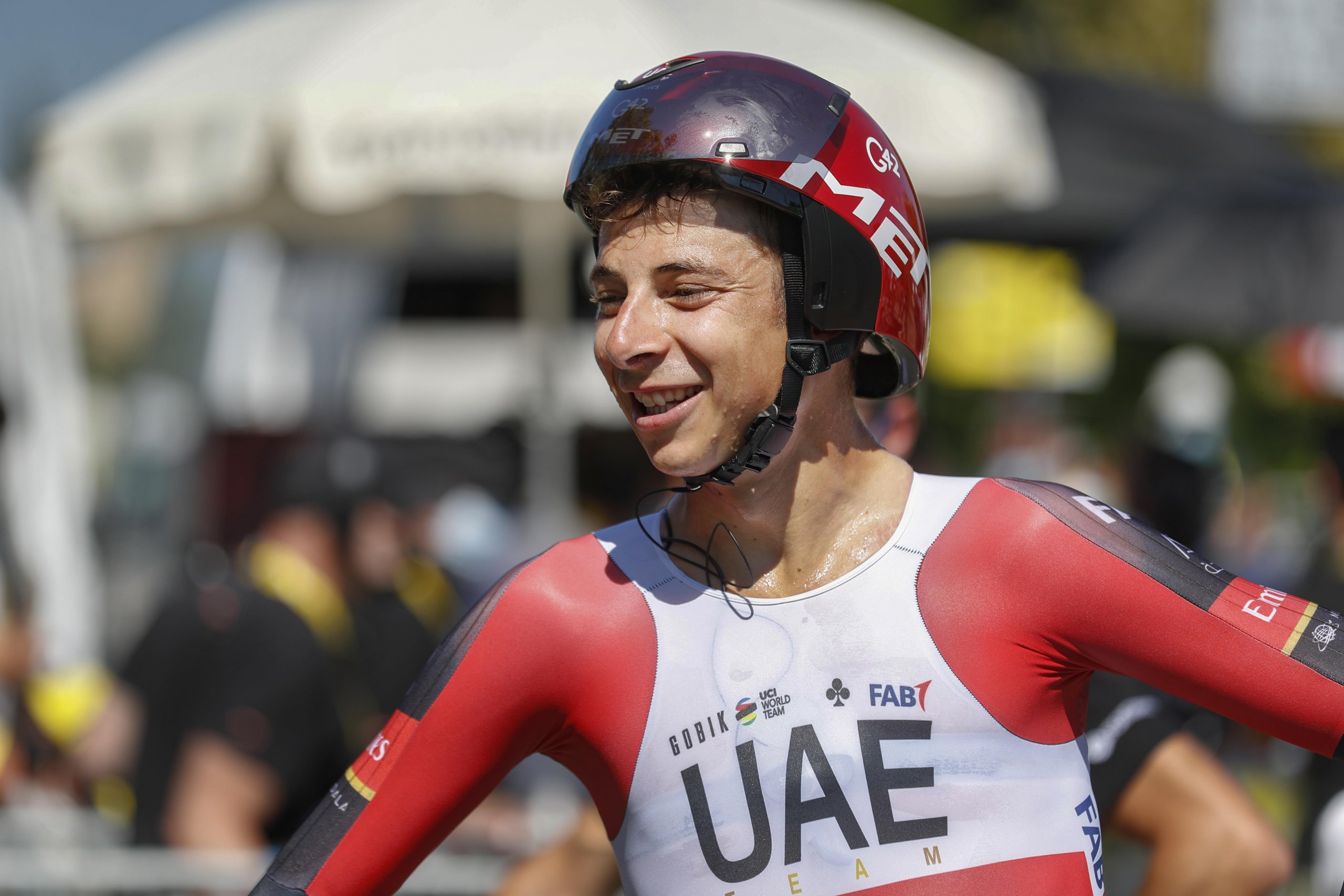 Video | Davide Formolo breekt werelduurrecord zo langzaam mogelijk ...