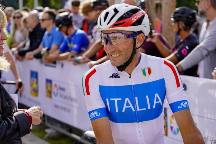 Duitser die Rebellin doodreed nog altijd niet gearresteerd: 'Hij werkt ...