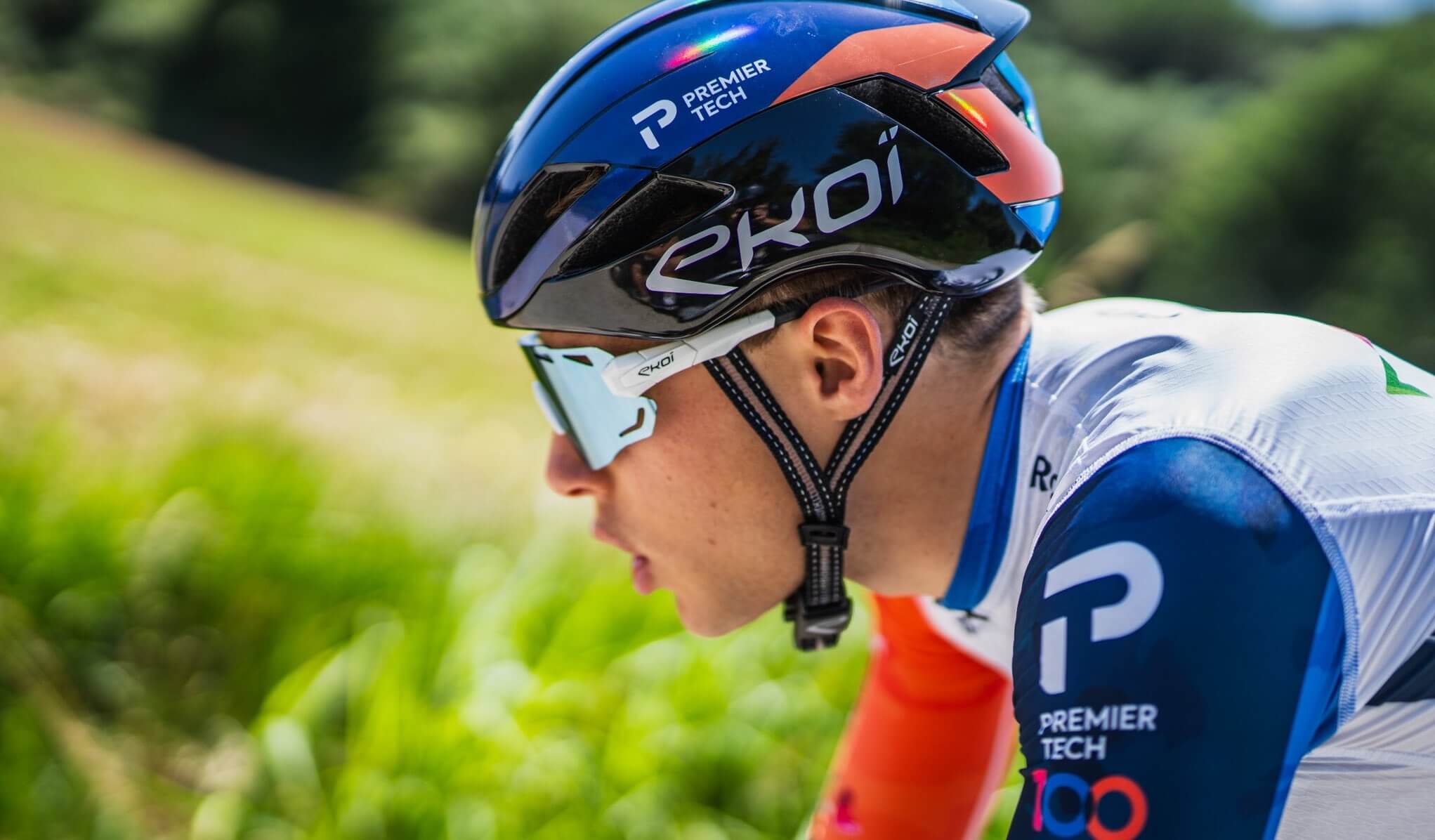 📸 Renners Israel-Premier Tech rijden Tour in nieuwe outfit | Wieler Revue