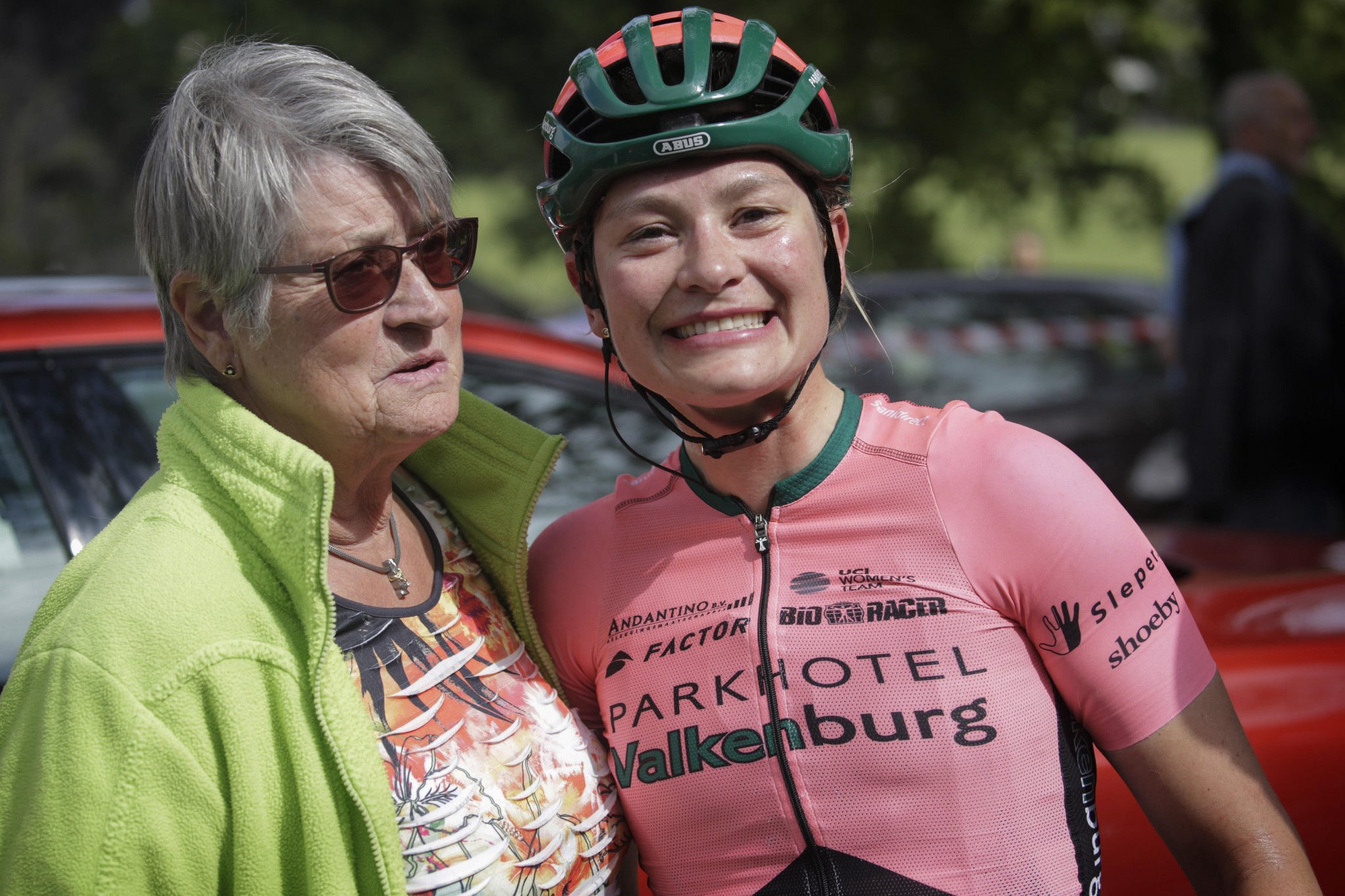 Ook de moeder van Roxane Knetemann koerste, en werd ooit dertiende op ...