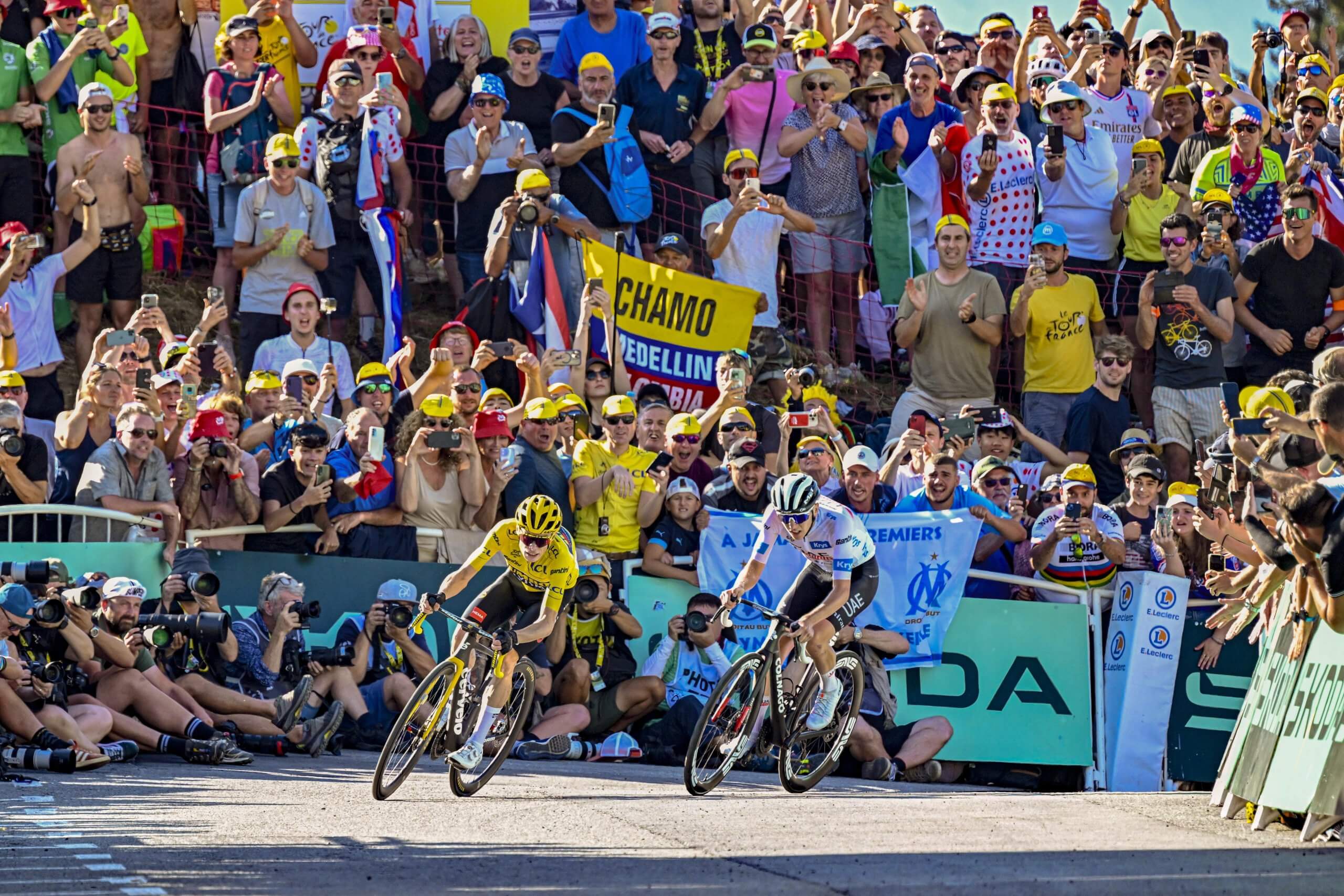Richard Plugge: 'Er komt een moment dat er in de Tour rondjes zullen ...